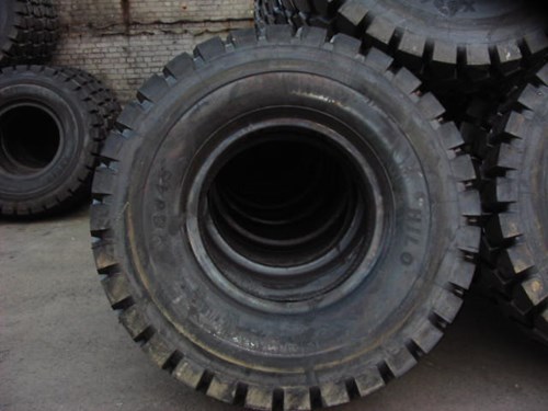 18.00R33 HILO B04S E4