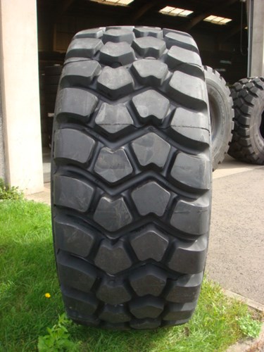 29.5R25 TRIANGLE TB598S E4